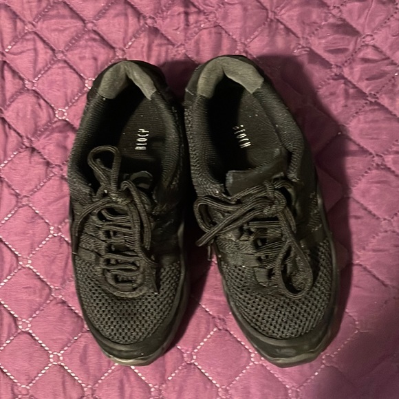 Bloch | Shoes | Bloch Black Childrens Boost Mesh Split Sole Dance ...